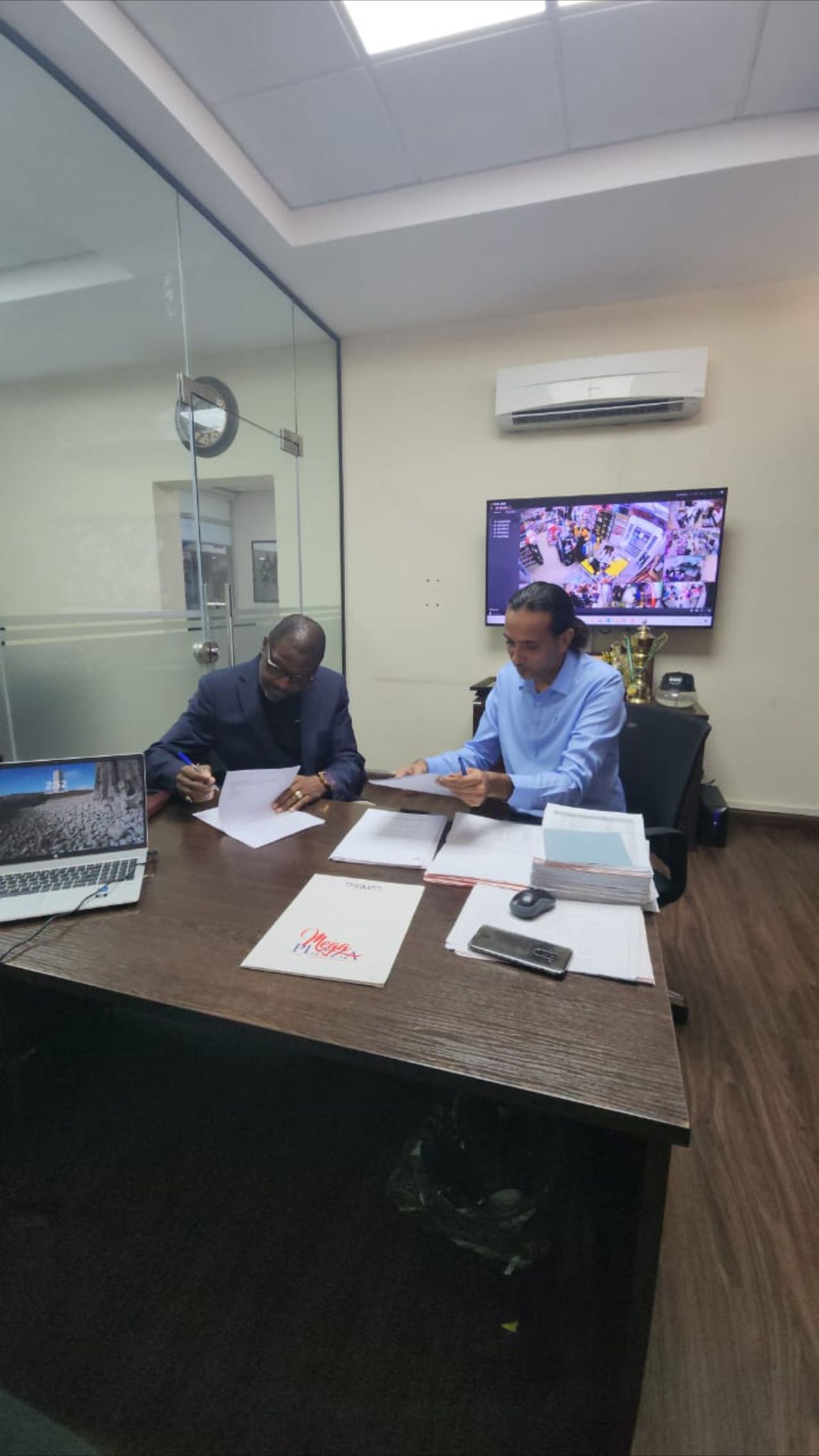 Exciting News! SAGLEV has signed an agreement to place up to 50 (or ...